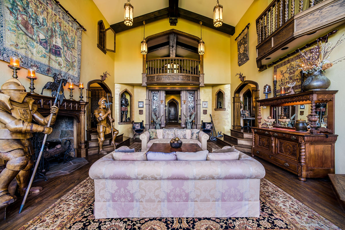 Highlands Castle overlooking Lake George! From $1790 for 2 COUPLES ...