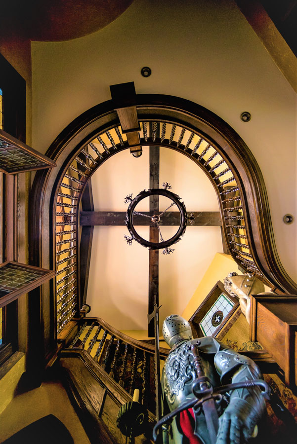 Highlands Castle overlooking Lake George! From $1790 for 2 COUPLES ...